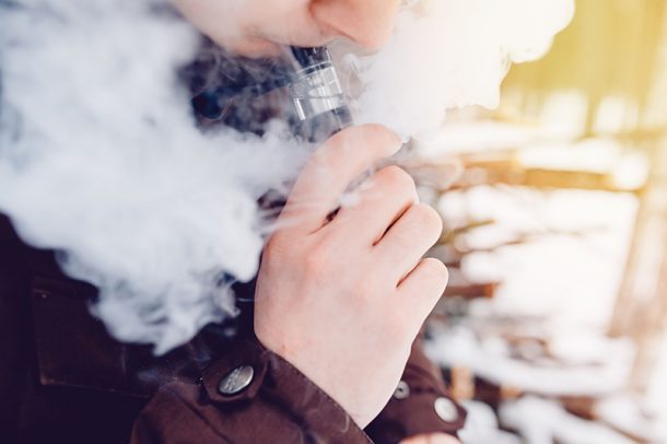 10 Shocking Dangers of Vaping | Health Risks Of Vaping And E-Cigarettes